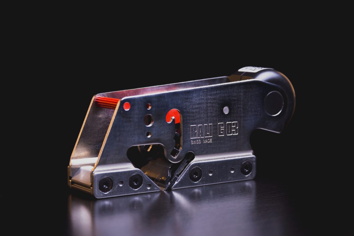 Heavy sole of hand planes: advantages and manufacturing - RALI COM